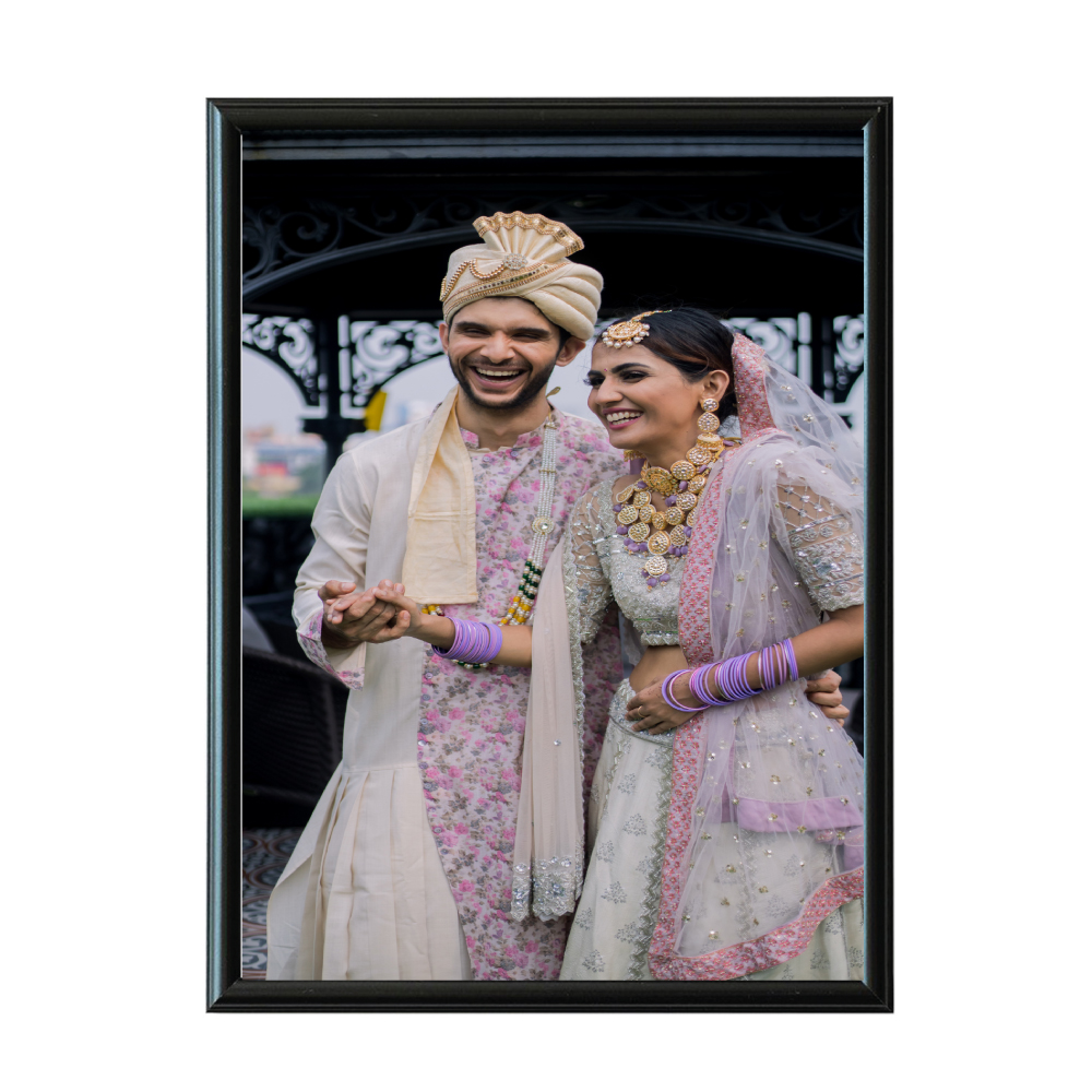 Customised Photo frame - get your photo printed with curve black frame ...